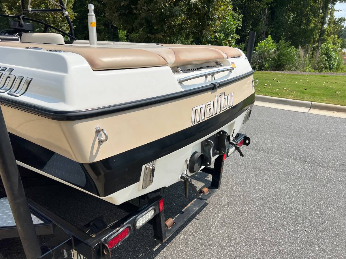 Help with identifying hull - wake or diamond - General Discussion Area ...